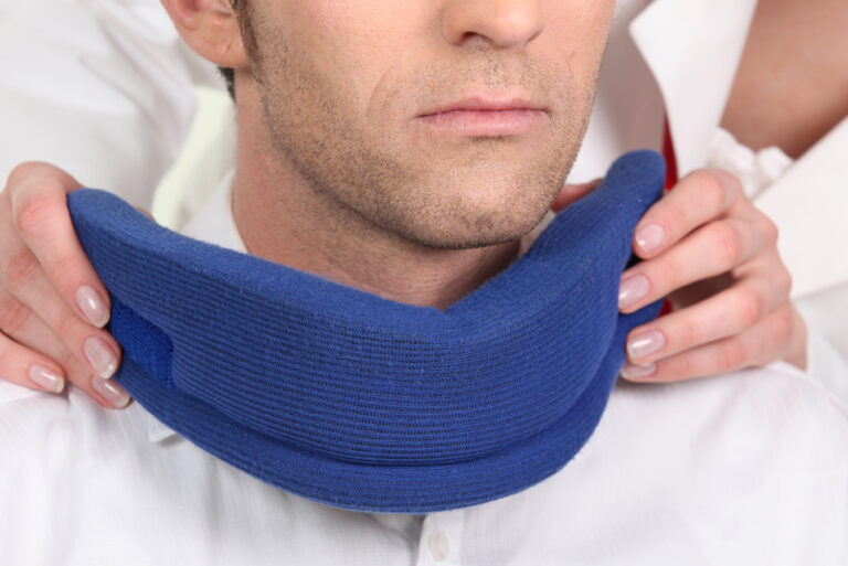 Orthèse de cou - Maintien, Immobilisation vertèbres cervicales ...